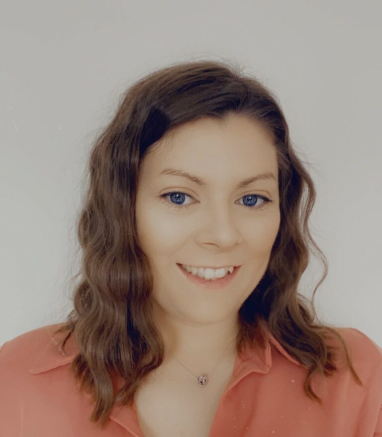 Hannah Lawrence - Clever Girl Finance Writer